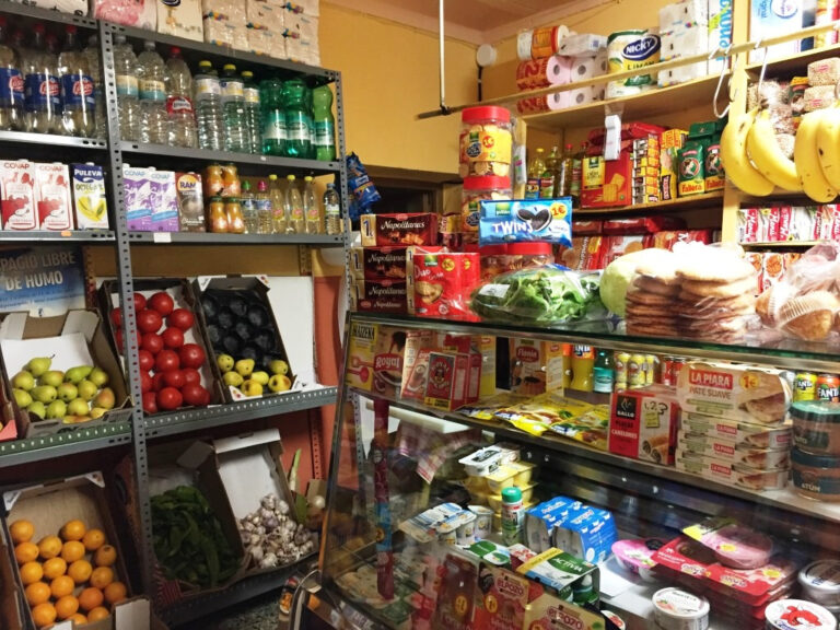 ¿Cómo son los negocios que nos encontramos en el pueblo? – AlmaNatura